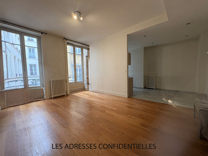 Appartement à vendre - Lyon e , Cordeliers Bellecour - 3 pièces - 2 chambres