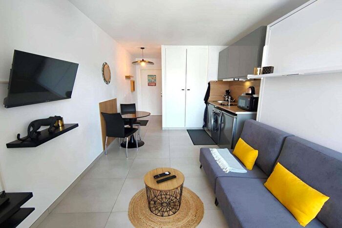 Appartement 1 pièce à louer - Cannes Marina-La Roubine, Mandelieu-la-Napoule