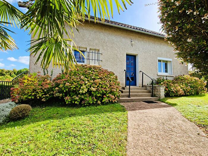 Maison à vendre - Vouneuil-sous-Biard - 6 pièces - 5 chambres