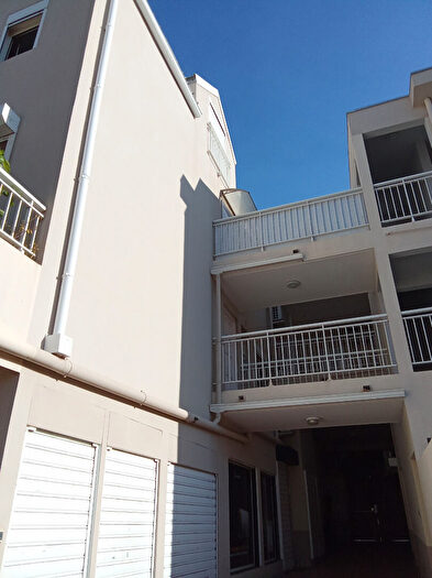 Appartement à vendre - Saint-Pierre, Centre-ville - 5 pièces - 4 chambres