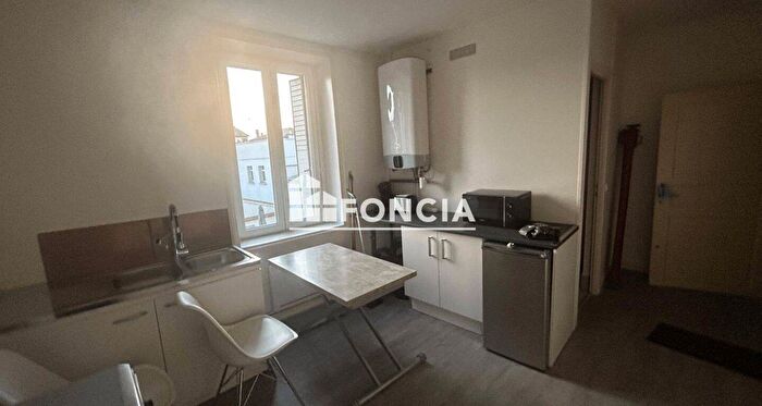 Ouest, Le Péage-de-Roussillon : Appartement 2 pièces à louer