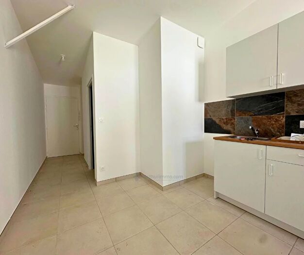 Appartement à louer - Lodève - 1 pièce