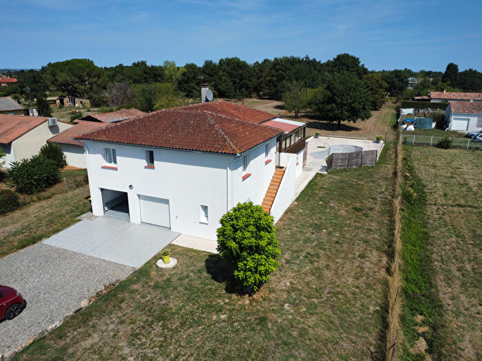 Maison 6 pièces à vendre à Castelsarrasin, Courbieu, Marchés, Gandalou, Saint-Jean