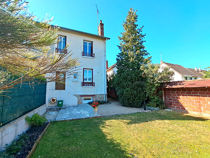 Beaumont-sur-Oise - Maison 4 pièces à vendre