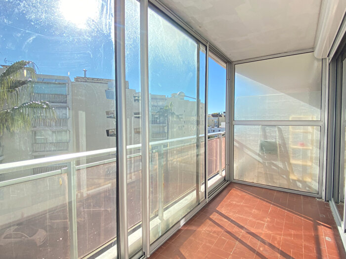 Appartement à vendre - Saint-Laurent-du-Var, Bord de Mer, Port de Plaisance - 1 pièce