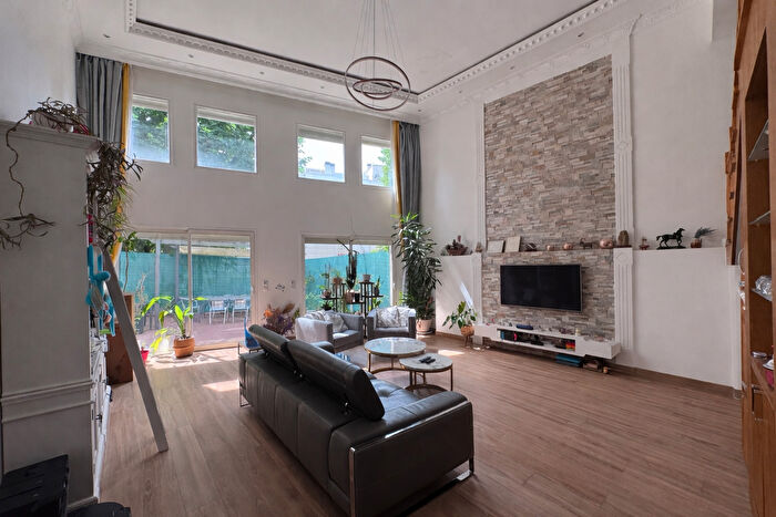 Maison 7 pièces à Chaville, Muguet, à vendre