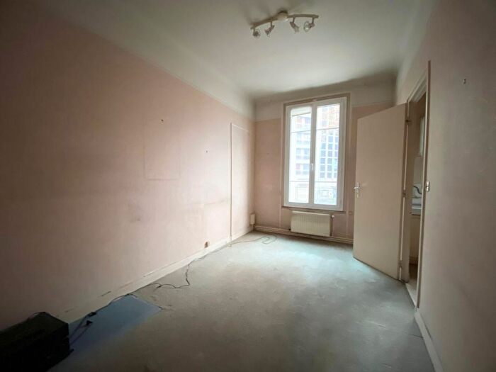 Issy-les-Moulineaux, Les Iles, La Ferme : Appartement 5 pièces à vendre