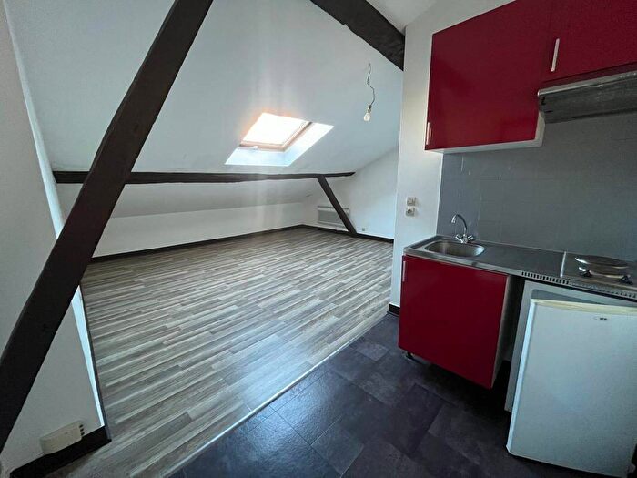 Appartement à louer - Centre-Hôtel de Ville, Limoges - 1 pièce