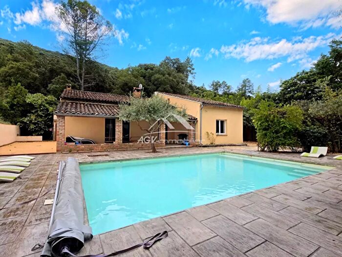 Maison à vendre - Saint-Jean-du-Pin - 6 pièces - 5 chambres