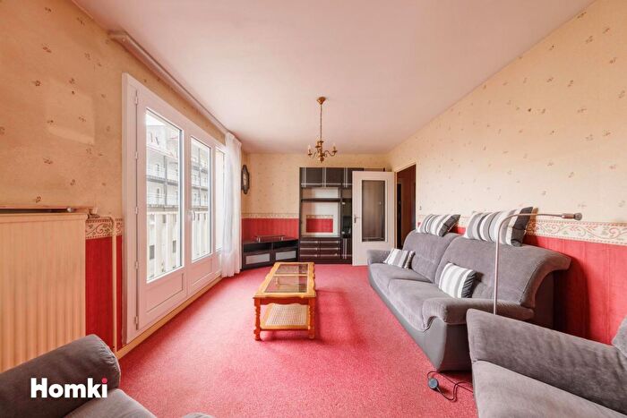 Appartement à vendre - Clermont-Ferrand - 3 pièces - 2 chambres