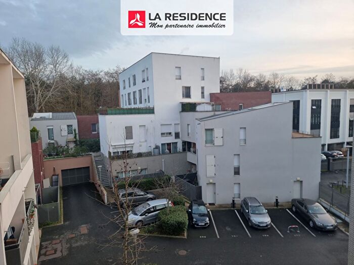 Appartement à vendre - Stains - 5 pièces - 4 chambres