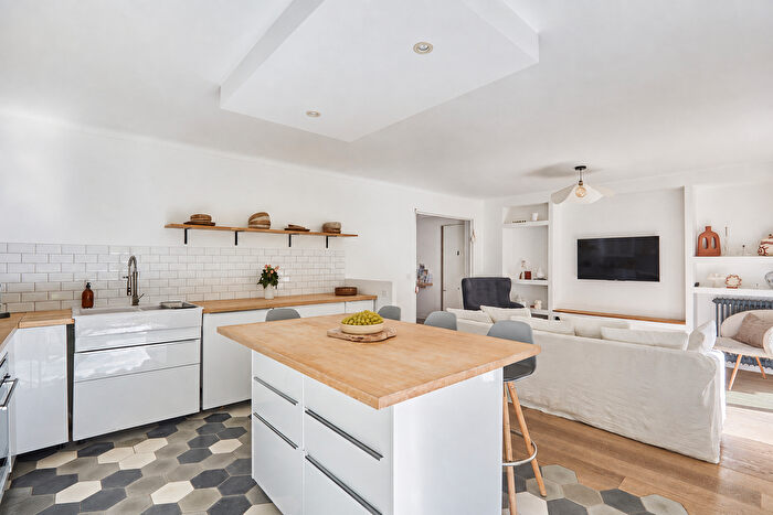 Appartement 3 pièces à vendre - Aix-en-Provence, Pont de Beraud