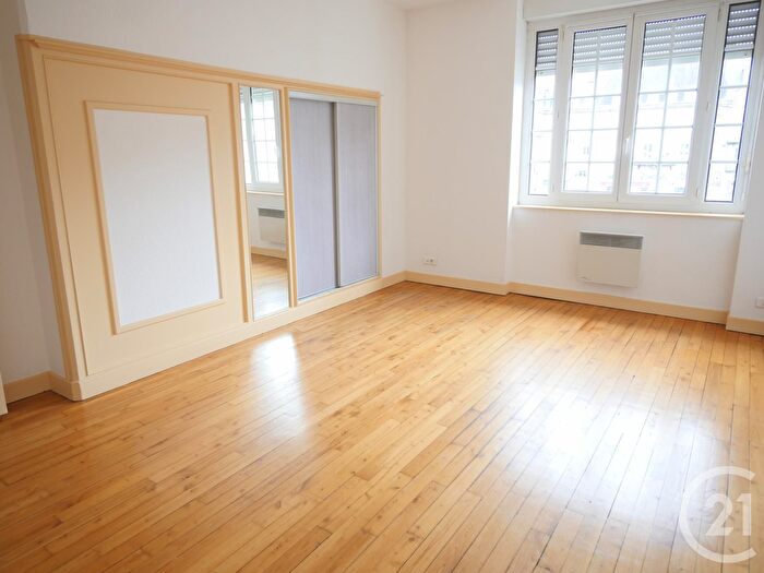 Appartement à louer - Guéret, Centre-ville, La Rodde, Champegaud - 1 pièce