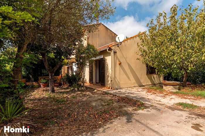 Maison 4 pièces à vendre - Arles, Mas-Thibert, Salin-de-Giraud