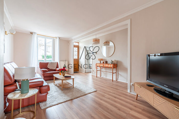 Maison à vendre - Chatou - 6 pièces - 4 chambres