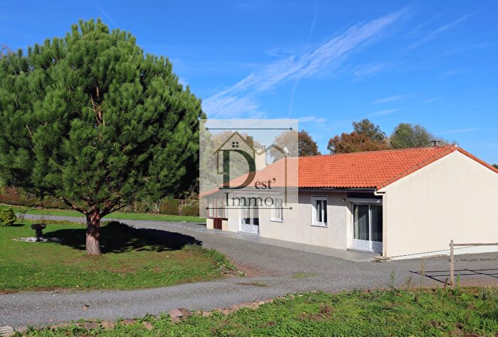 Exideuil : Maison 5 pièces à vendre