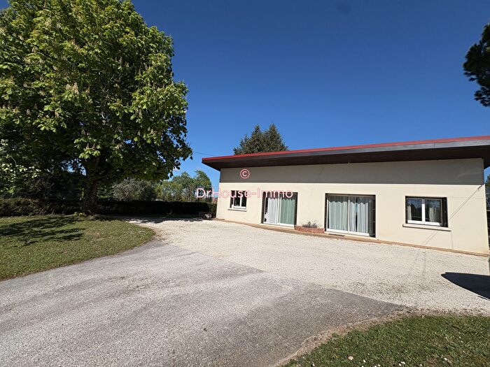Maison 4 pièces à vendre à Agonac