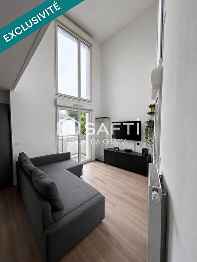 Appartement 5 pièces à vendre à Stains, Les Trois Rivières