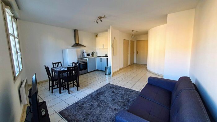 Saint-Étienne, Centre-ville, Peuple, Chavanelle : Appartement 1 pièce à louer