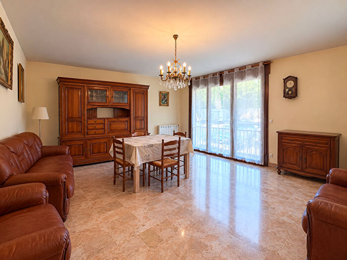 Appartement 4 pièces à vendre à Hyères, Centre-ville