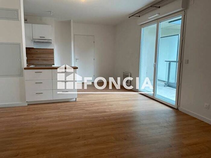 Appartement à louer - Le Village, Bihorel - 3 pièces - 2 chambres