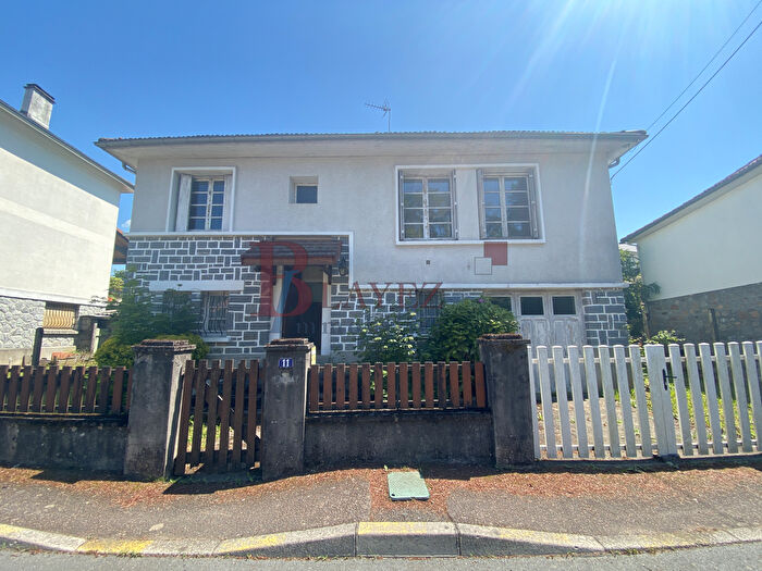 Tulle, Gare, Rive Gauche, Condamines, Marquisat : Maison 4 pièces à vendre