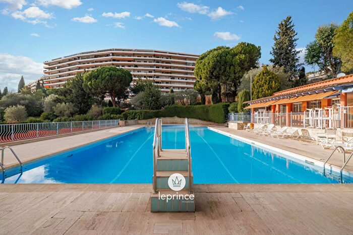 Appartement à vendre - Nice, Caucade - 3 pièces - 2 chambres