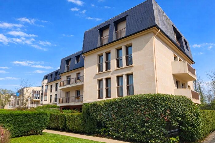 Appartement à vendre - Coye-la-Forêt - 2 pièces - 1 chambre