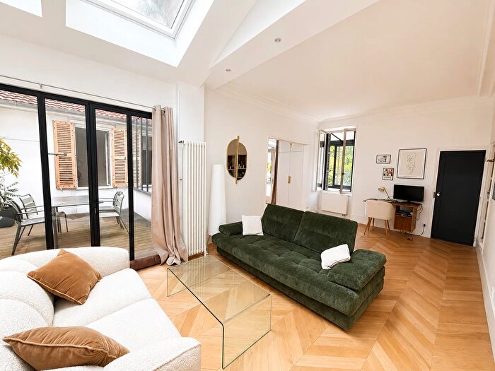 Maison 5 pièces à Dijon, Montchapet, à vendre