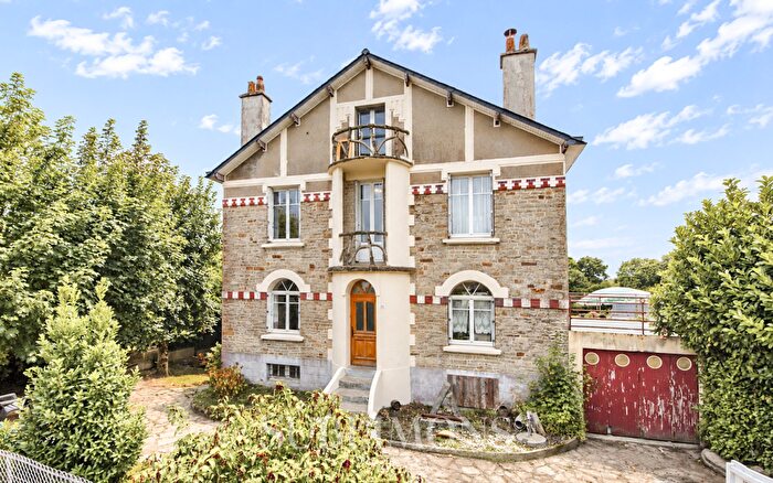 Maison 6 pièces à Plumelec, à vendre