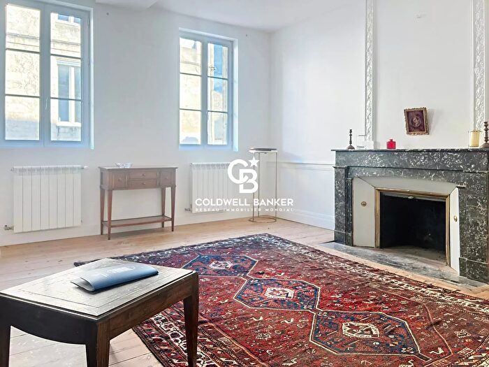 Appartement à vendre - Saintes, Centre-ville - 2 pièces - 1 chambre