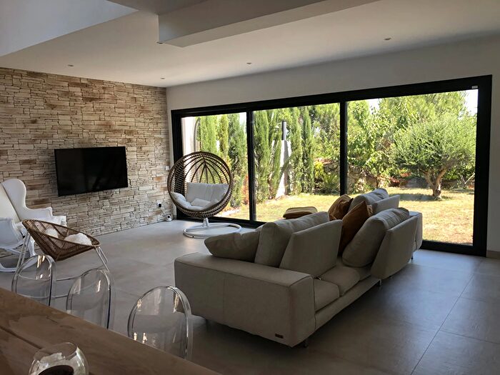 Maison à vendre - Le Mesnil-le-Roi - 7 pièces - 4 chambres