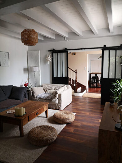 Maison à louer - Billère, Marnières - 5 pièces - 3 chambres