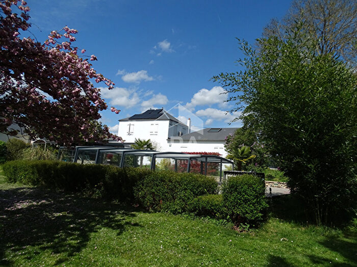 Maison à vendre - Émancé - 9 pièces - 5 chambres