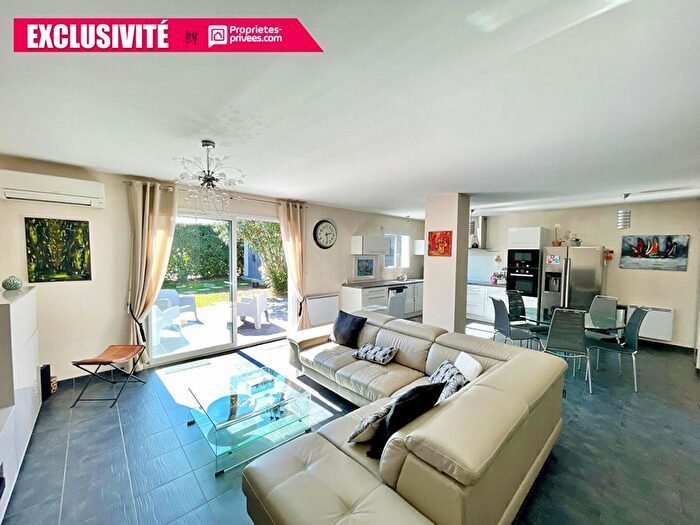 Maison à vendre - Bassens - 5 pièces - 3 chambres