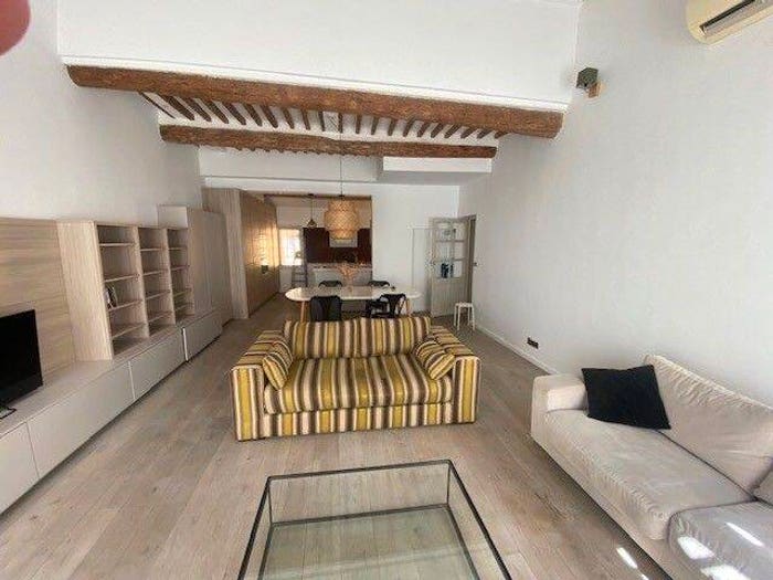 Appartement 4 pièces à Centre Ville, Aix-en-Provence, à louer
