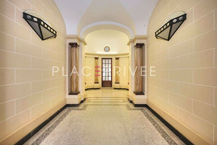 Appartement à louer - Centre Ville-Charles III, Nancy - 5 pièces - 4 chambres