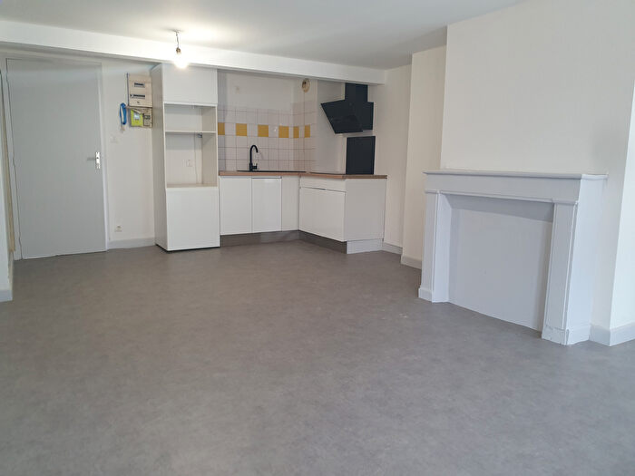 Appartement à louer - Aurillac, Centre-ville - 2 pièces - 1 chambre