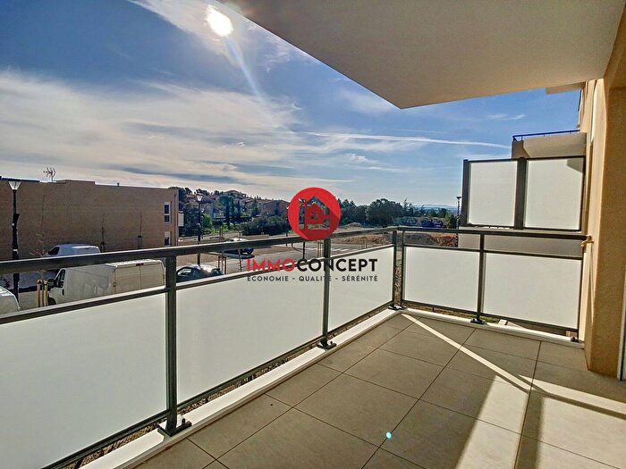 Appartement 2 pièces à louer - Montagne des Chèvres, Villeneuve-lès-Avignon