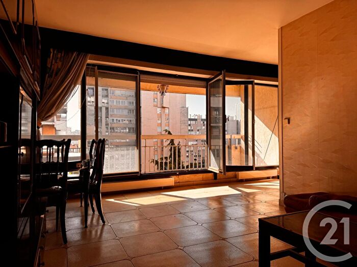 Appartement 4 pièces à Paris 19ème, La Villette, Porte de Pantin, à vendre