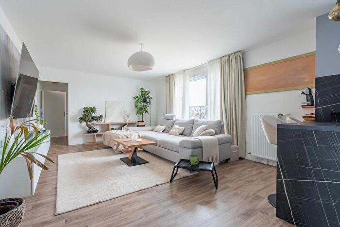 Appartement à vendre - Bondy, Le Saule Blanc - 4 pièces - 3 chambres