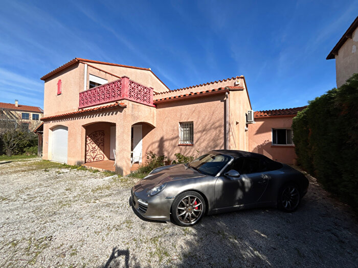 Maison à vendre - Maureillas-las-Illas - 6 pièces - 4 chambres