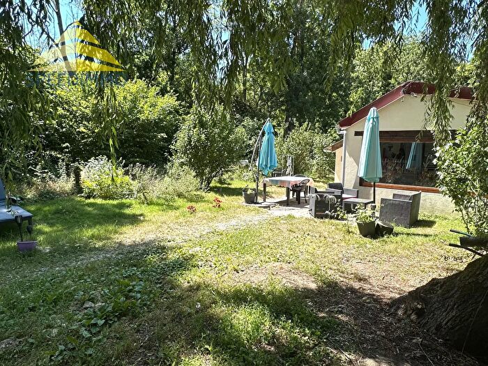 Maison à vendre - Combs-la-Ville, Gare - 4 pièces - 3 chambres