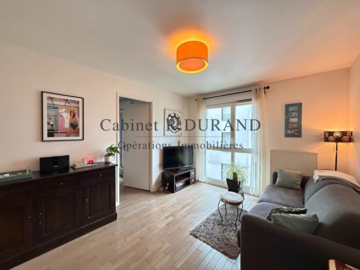 Bois-Colombes, Bruyères : Appartement 2 pièces à vendre