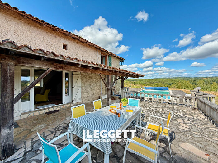 Maison à vendre - Pillac - 5 pièces - 3 chambres