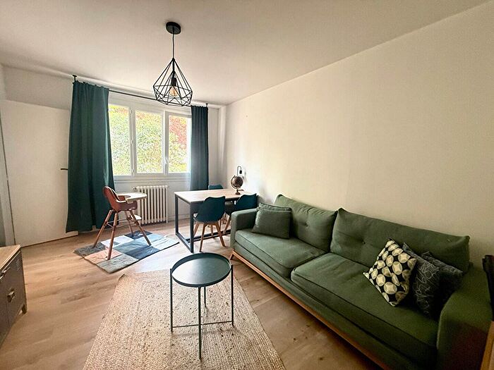 Appartement 2 pièces à Agent Sarre-Centre-Les Vallées-La Garenne, Colombes, à louer