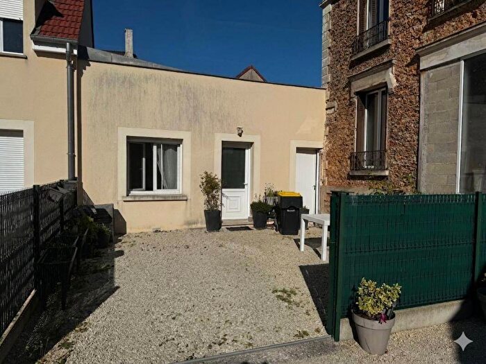 Lizy-sur-Ourcq - Maison 3 pièces à louer