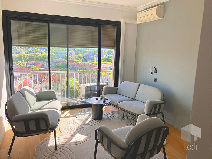 Appartement à vendre - Montélimar, Centre-ville - 4 pièces - 3 chambres