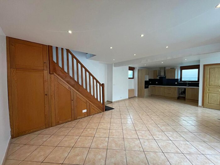 Maison à louer - Ballancourt-sur-Essonne - 5 pièces - 4 chambres