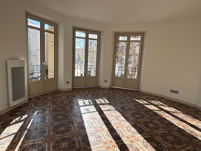 Appartement à louer - Perpignan, Clémenceau - 3 pièces - 2 chambres